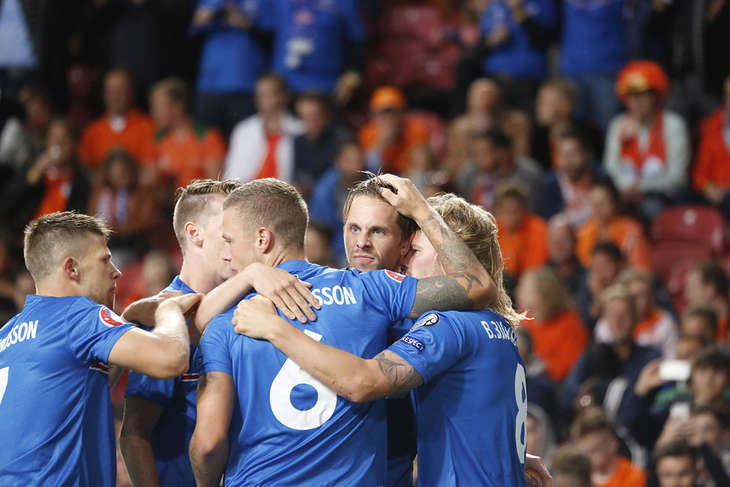 Iceland Qualifies for Euro 2016, World Cup 2018 | Icelandair